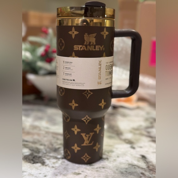 Stanley | Dining | Left Brown Stanley Laser Engraved 4oz Flowstate ...